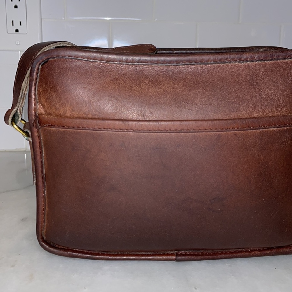 Coach Vintage Multi Compartment Metropolis Leather Cr… - Gem